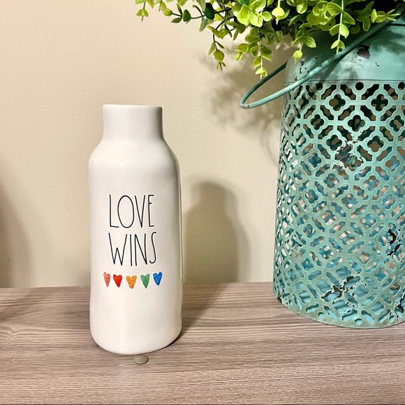 Rae Dunn | Accents | Rae Dunn Love Wins 9 Vase Watercolor Hearts Modern ...